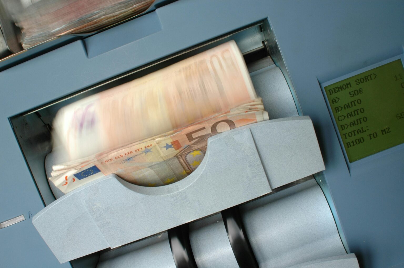 What Is Offshore Banking? How It Works And Benefits | 2025